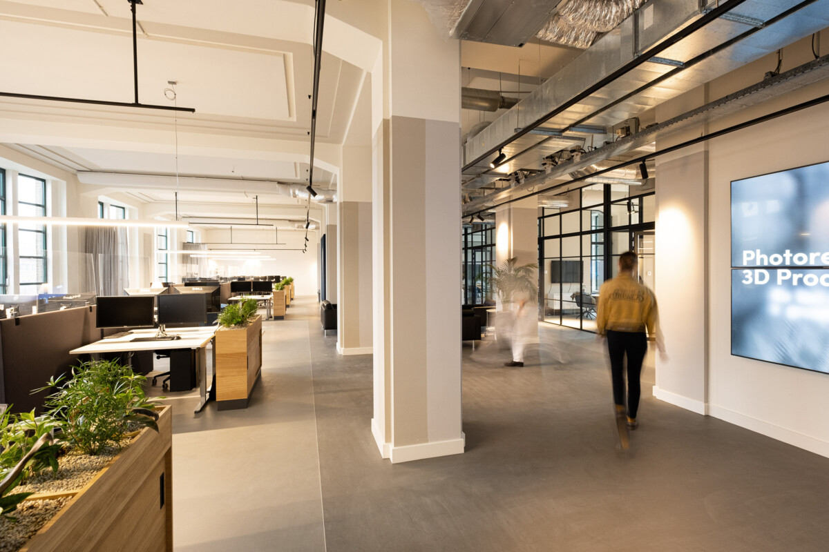 // PIXELPOOL - AREA Occupier Solutions